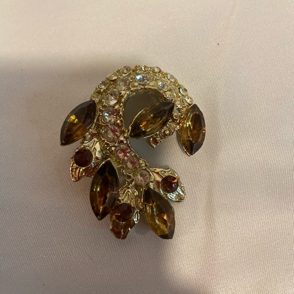 Jewelry | Vintage Brooch With Austrian Gems | Poshmark